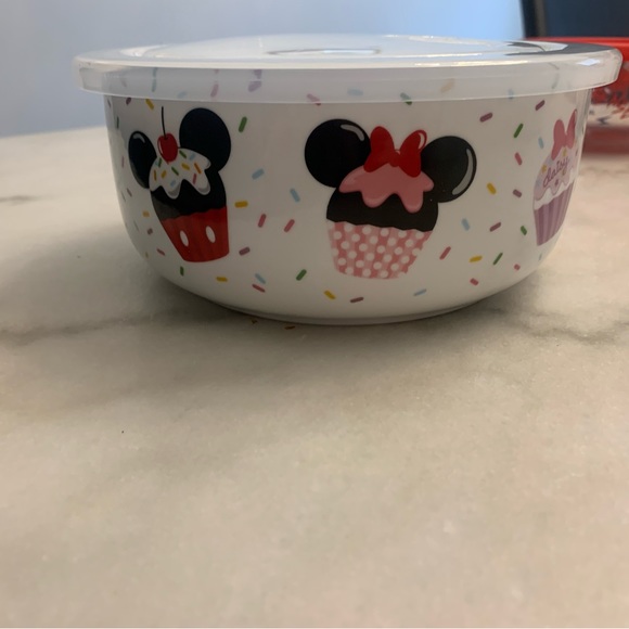 Disney | Kitchen | New Disney Tupperware Mickey Mouse Friends Food ...